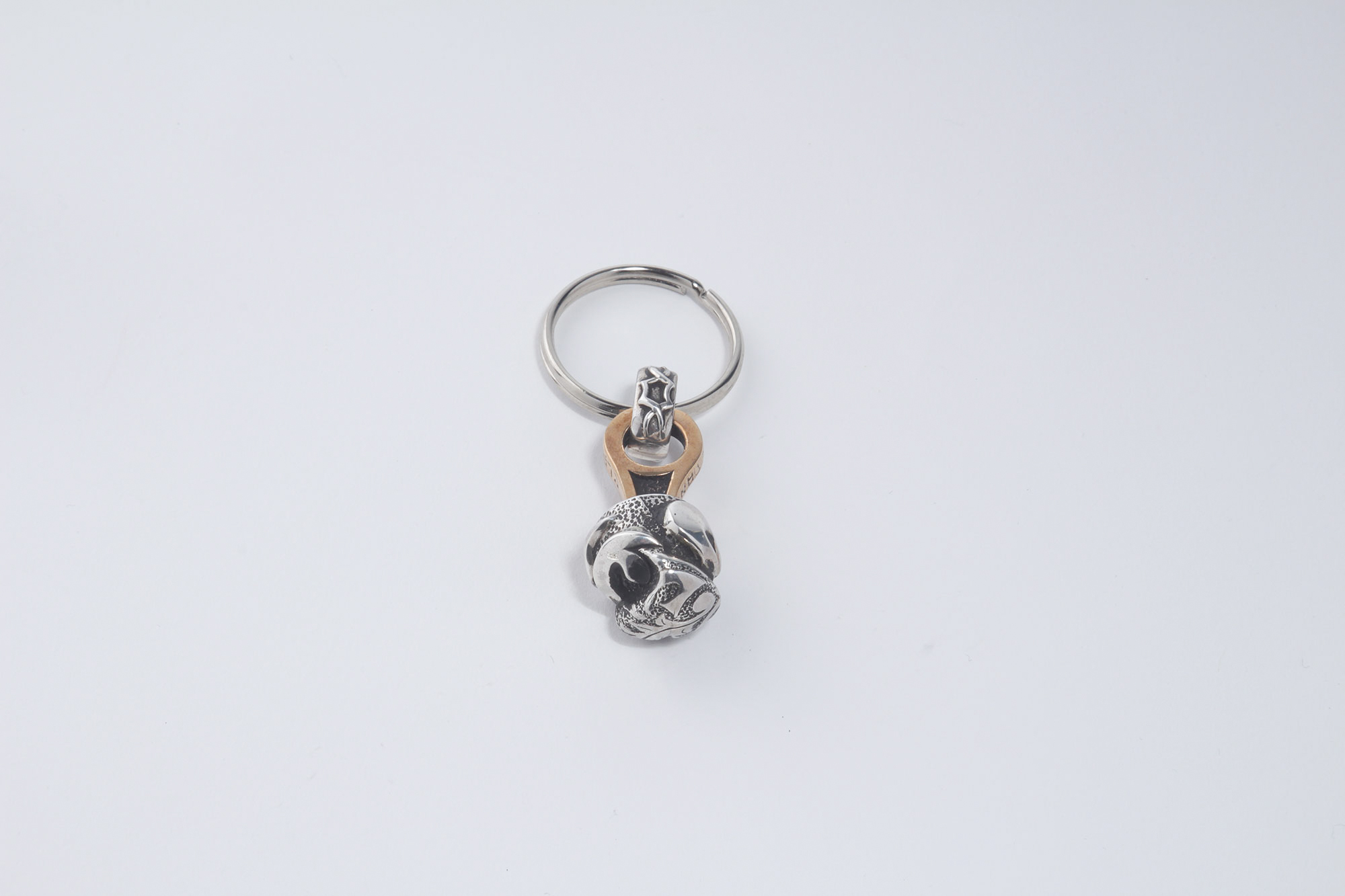 Silver and bronze keyring with sphere - Claudio Calestani